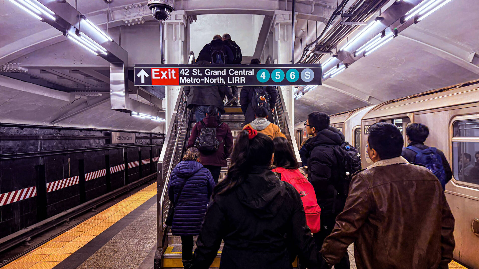 That 7 train passageway at Grand Central Terminal in NYC is officially open