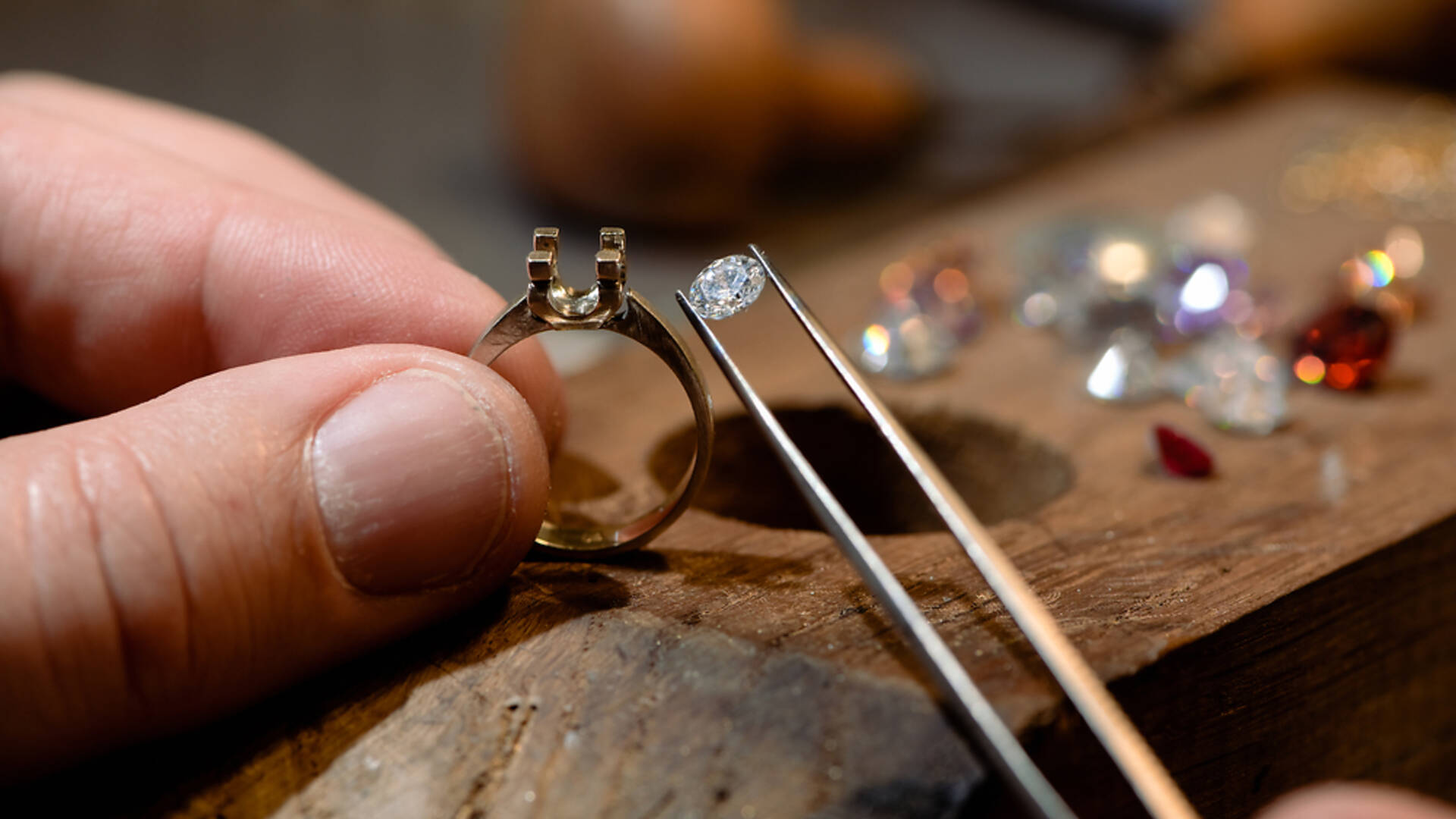 Best crafting classes in NYC including knitting and pottery