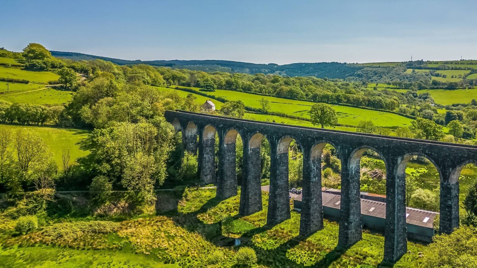 Heart of Wales Line: Scenic Welsh Train Route Named Best In the World ...