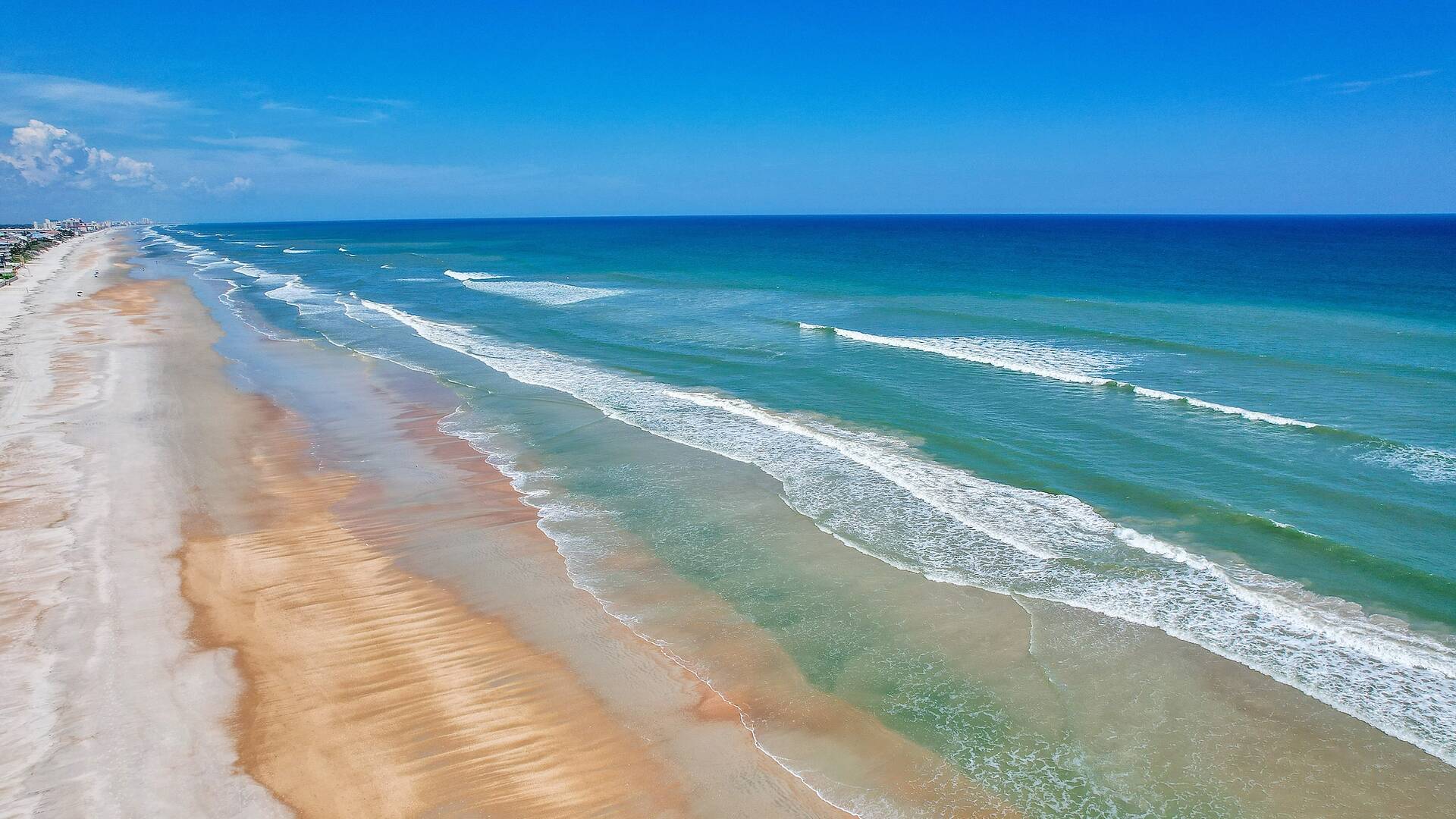 10 Most Dangerous Beaches in America, According to Tideschart