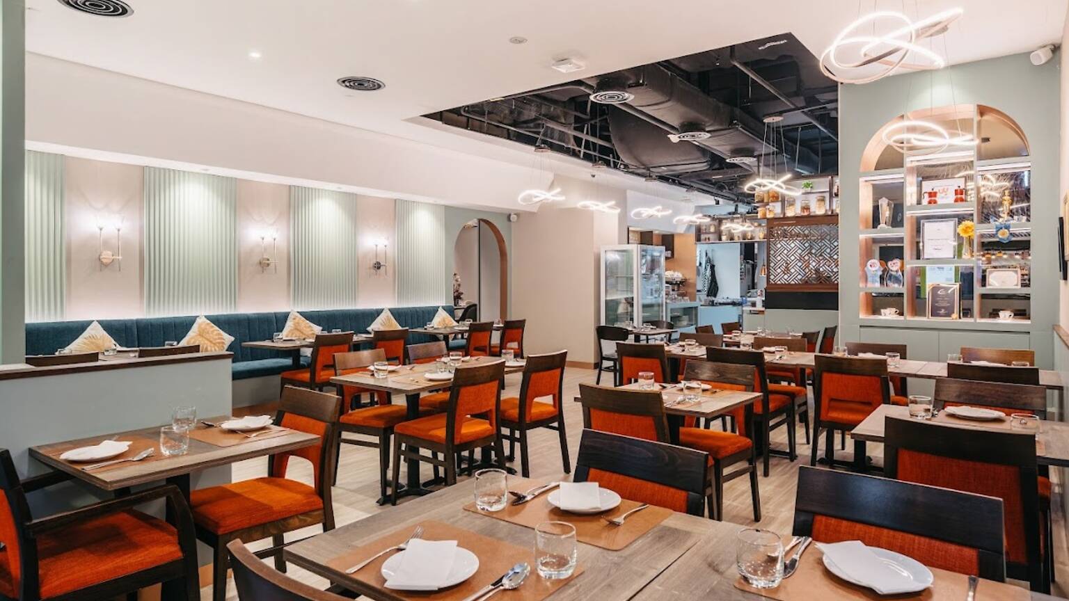 20 Best Halal Restaurants and Cafés in Singapore You Must Try