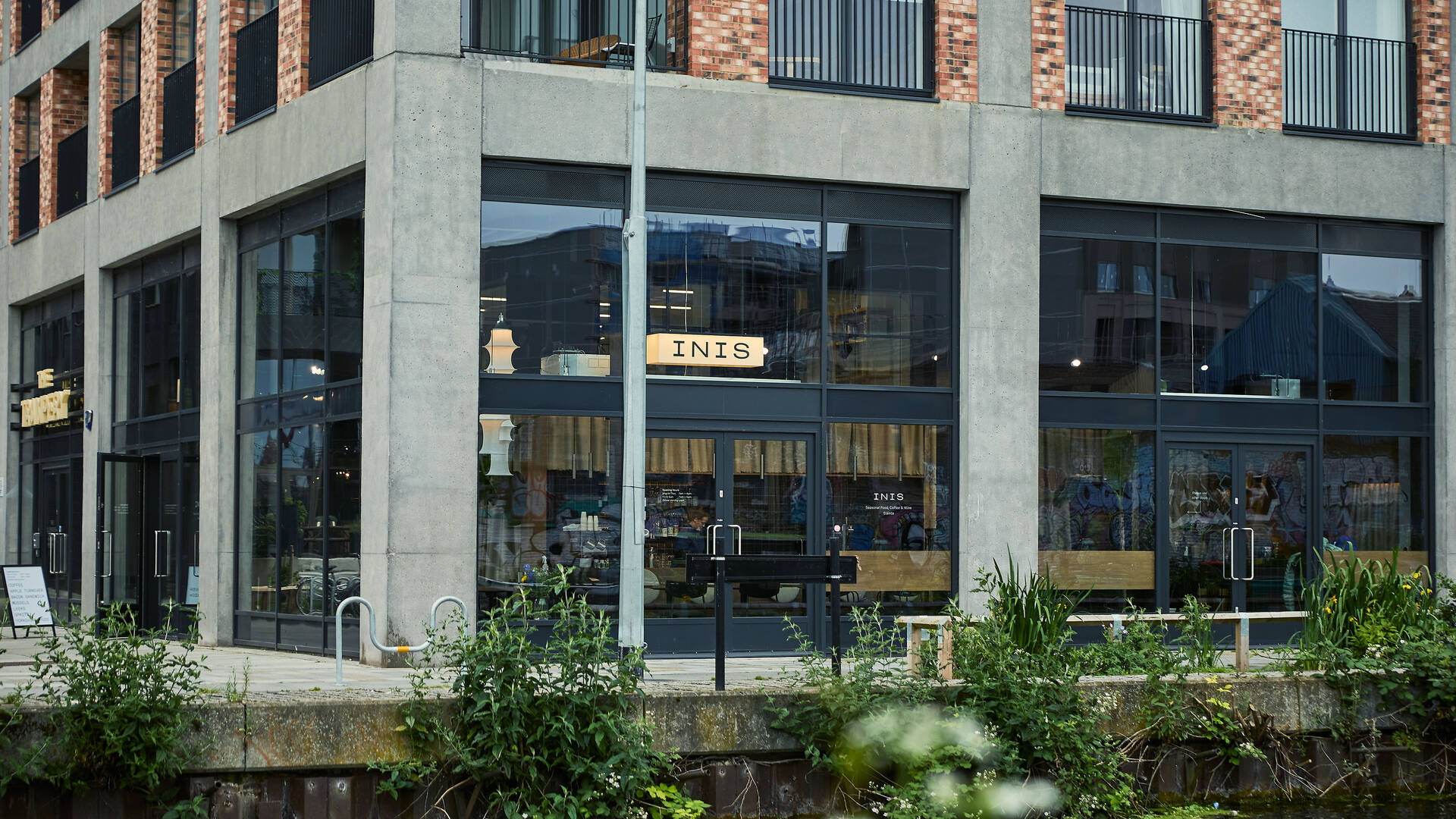 Inis Restaurant Hackney Wick, London Review: All day Irish-ish towpath ...