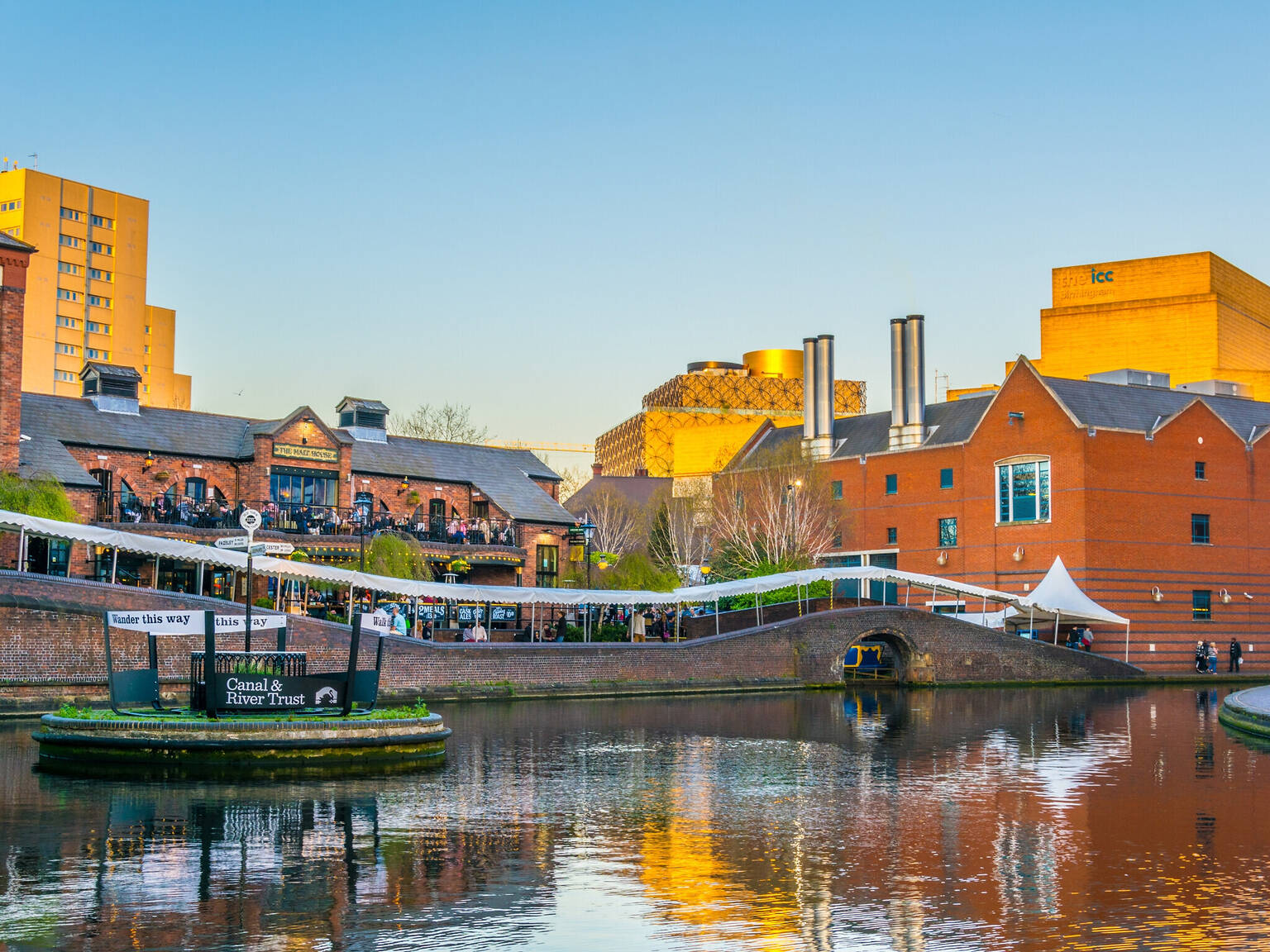 A Local’s Guide To Birmingham, From Craft Beer To Cadbury World ...