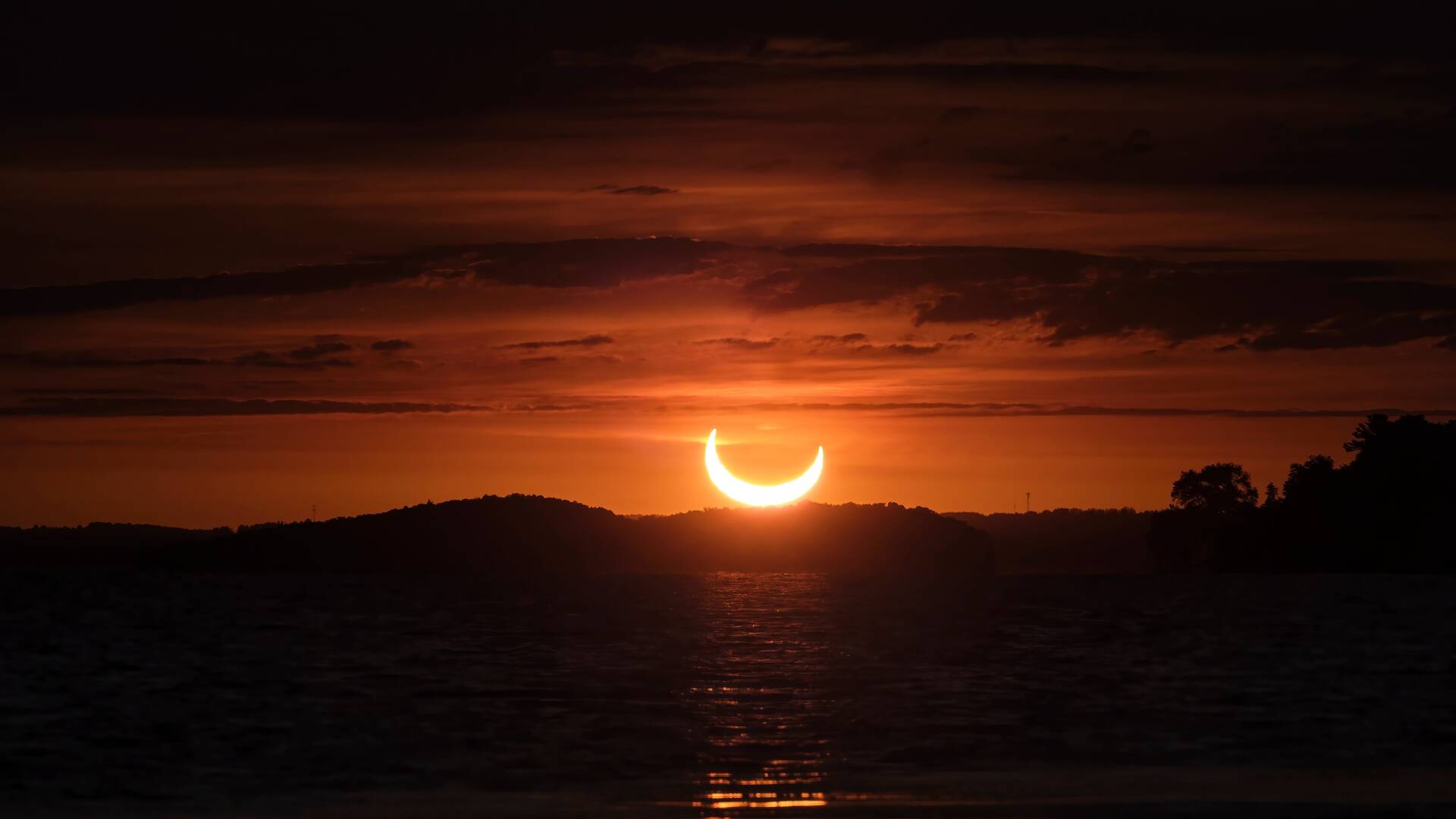 Solar Eclipse 2025 In Montreal: Where And How To See Rare Solar Horns