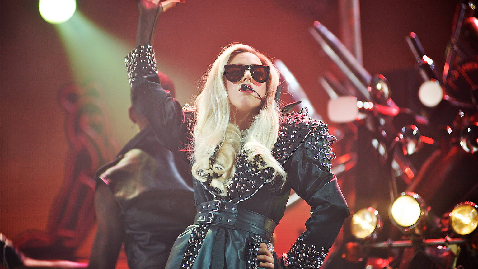 Lady Gaga is coming to Chicago for The Mayhem Ball: everything to know ...