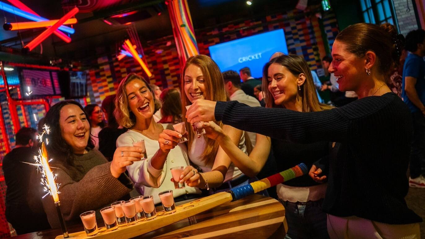 Sixes Social Cricket Fitzrovia | Things to do in Great Portland Street ...