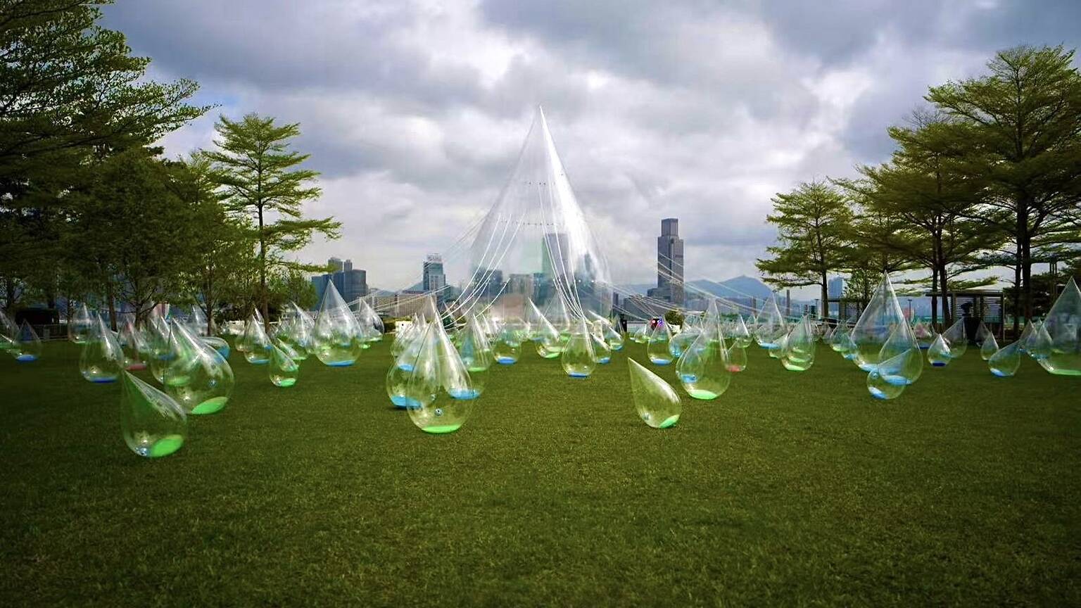 Dancing Water Drops Exhibition | Things to do in Hong Kong