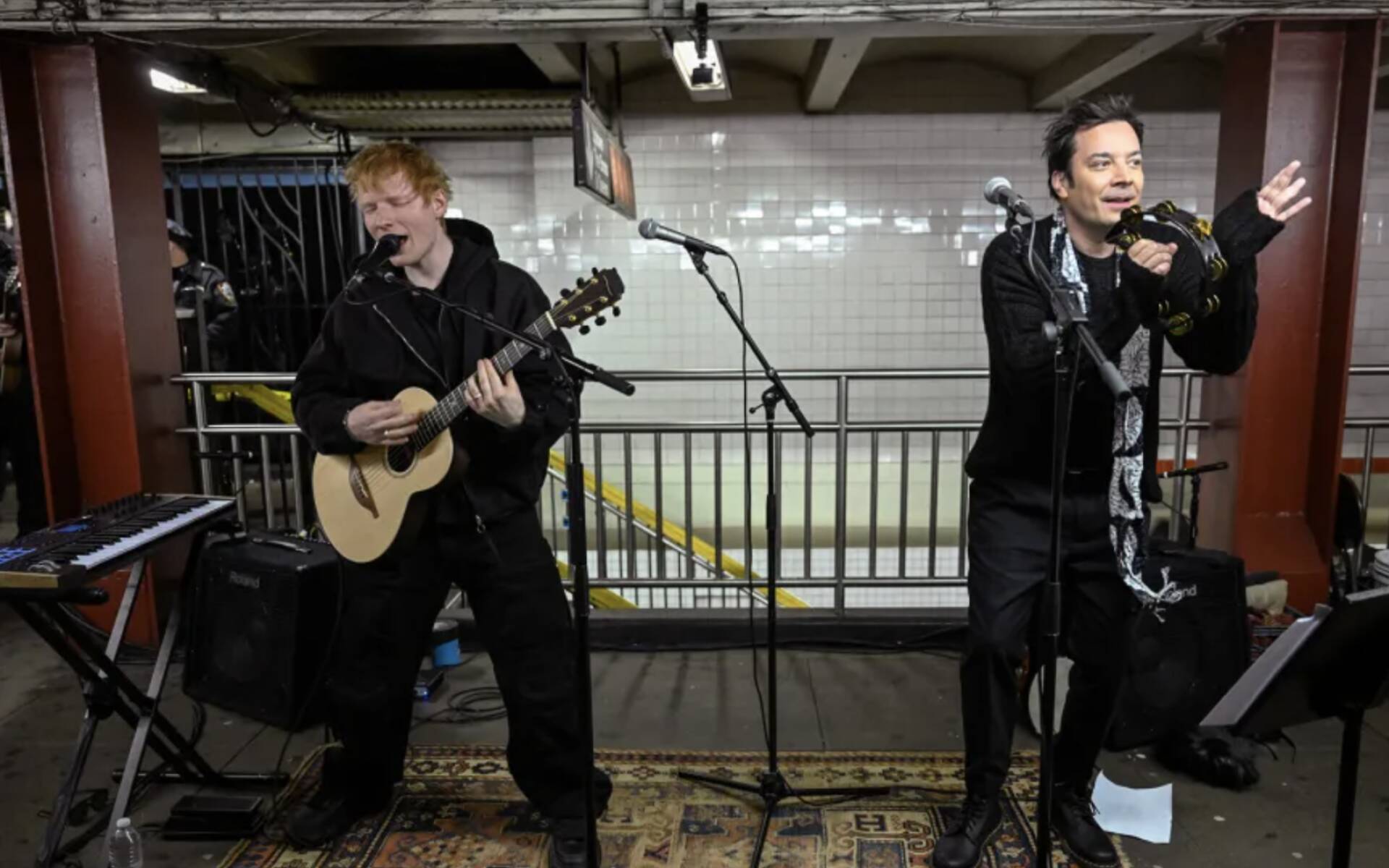 See videos of Ed Sheeran's surprise performance on a NYC subway ...