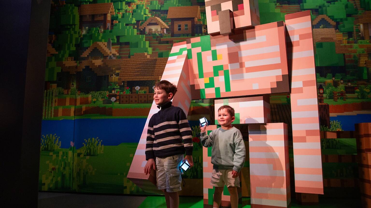 Minecraft Experience: Villager Rescue, Corner Corner review: immersive ...