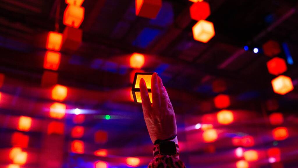 Minecraft Experience: Villager Rescue, Corner Corner review: immersive ...