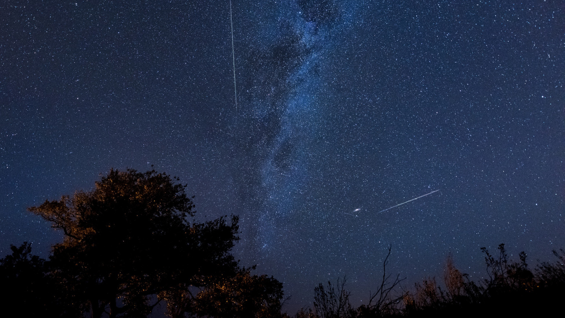 Here's how to see the 2025 Lyrid meteor shower in Melbourne