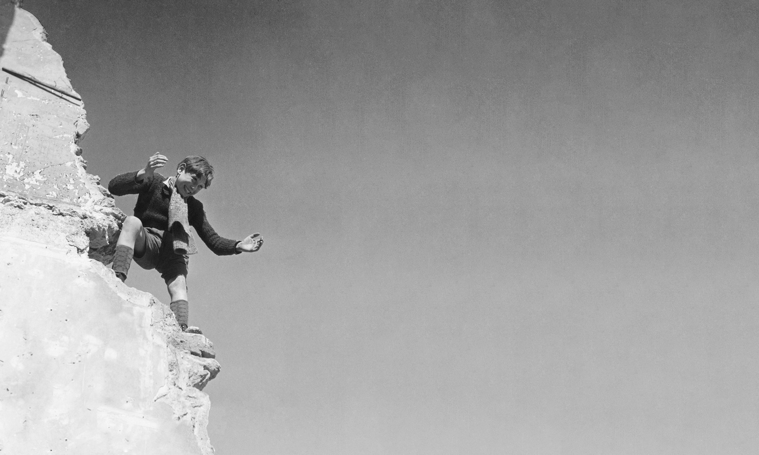 Robert Doisneau s’expose au musée Maillol : une immersion inédite dans l’humanité d’un maître de ...