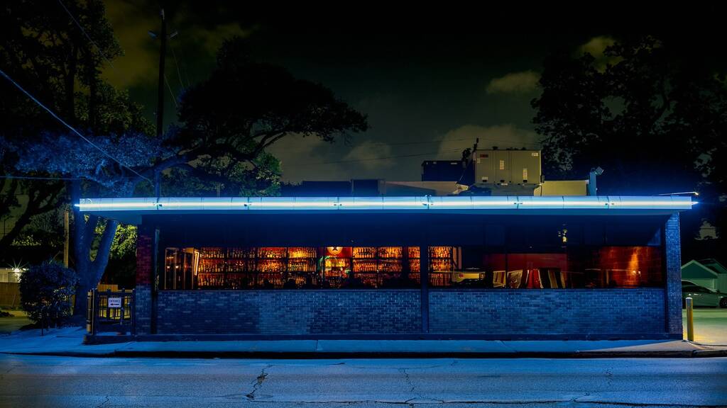 12 Best Bars in Houston Right Now