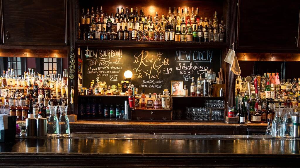 12 Best Bars in Houston Right Now