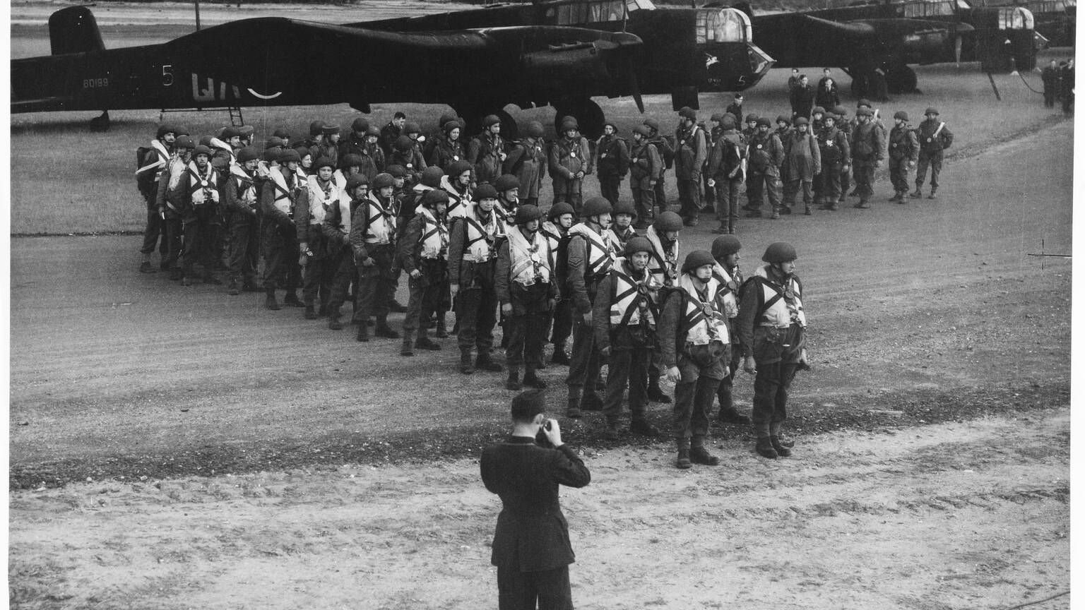 Historic England Has Released Rare World War II Photos To Mark the 80th ...