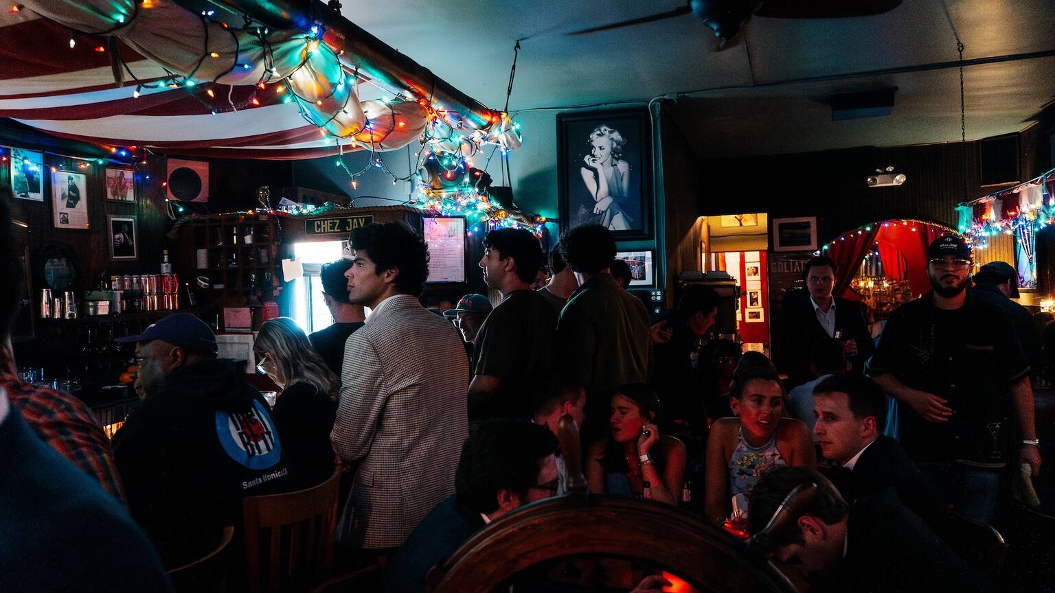 The 10 Best Bars in Santa Monica, Ranked