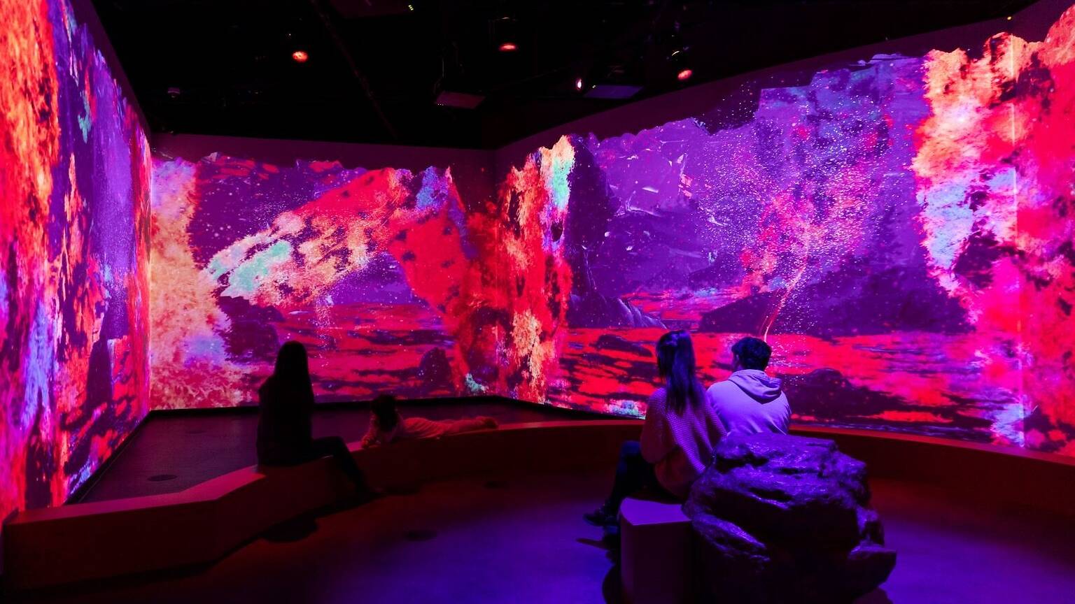 Montreal’s Planétarium Is Throwing A Free Mars-themed Party With ...