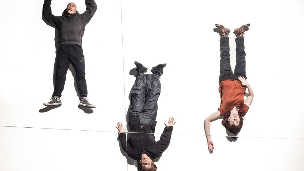 4.48 Psychosis, Royal Court Theatre review: Sarah Kane’s devastating ...