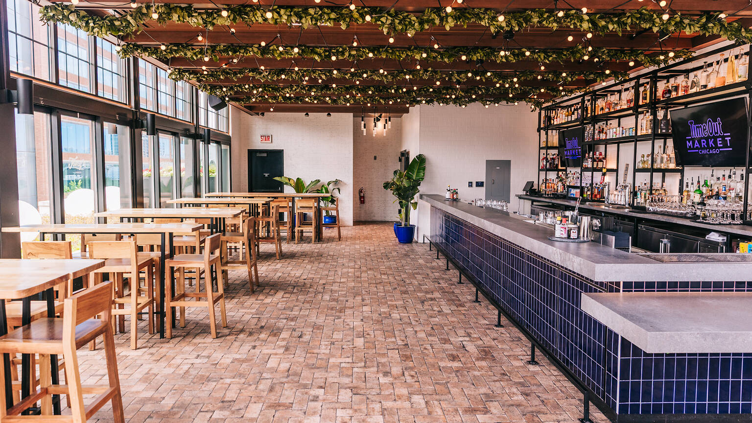 Time Out Market Rooftop Bar | Bars in West Loop, Chicago