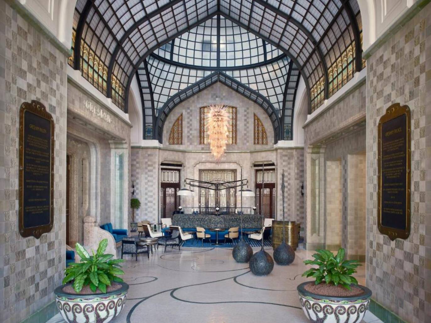 Top Hotels in Budapest 2026: River Views, Historic Charm And More