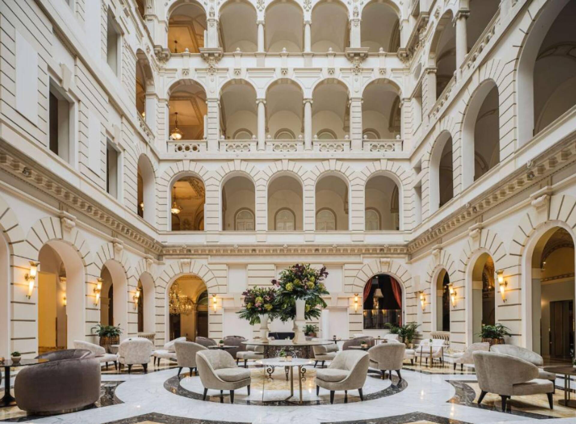 Top Hotels in Budapest 2026: River Views, Historic Charm And More