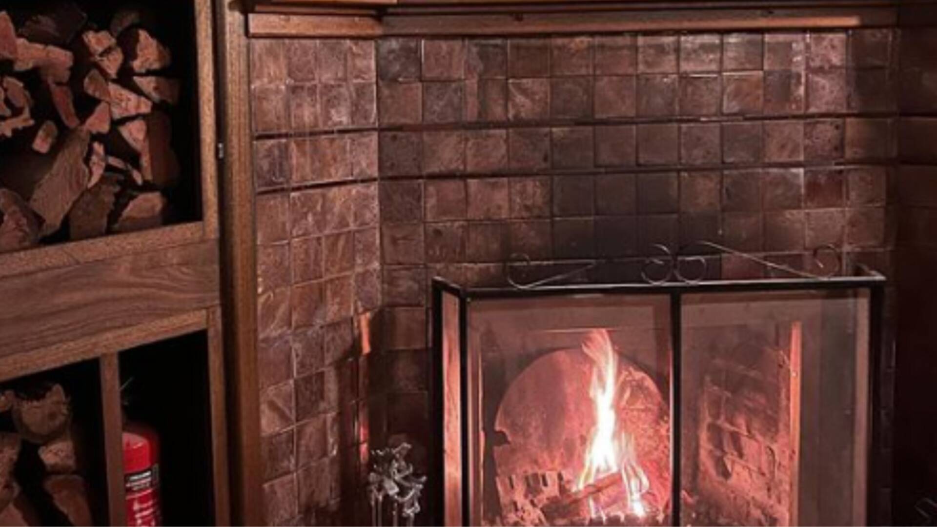 17 Best Pubs with Fireplaces in Melbourne | Time Out