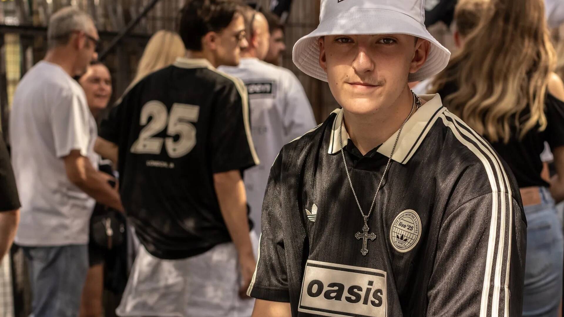 Oasis Merch in Edinburgh 2025: Official Merchandise Prices and ...