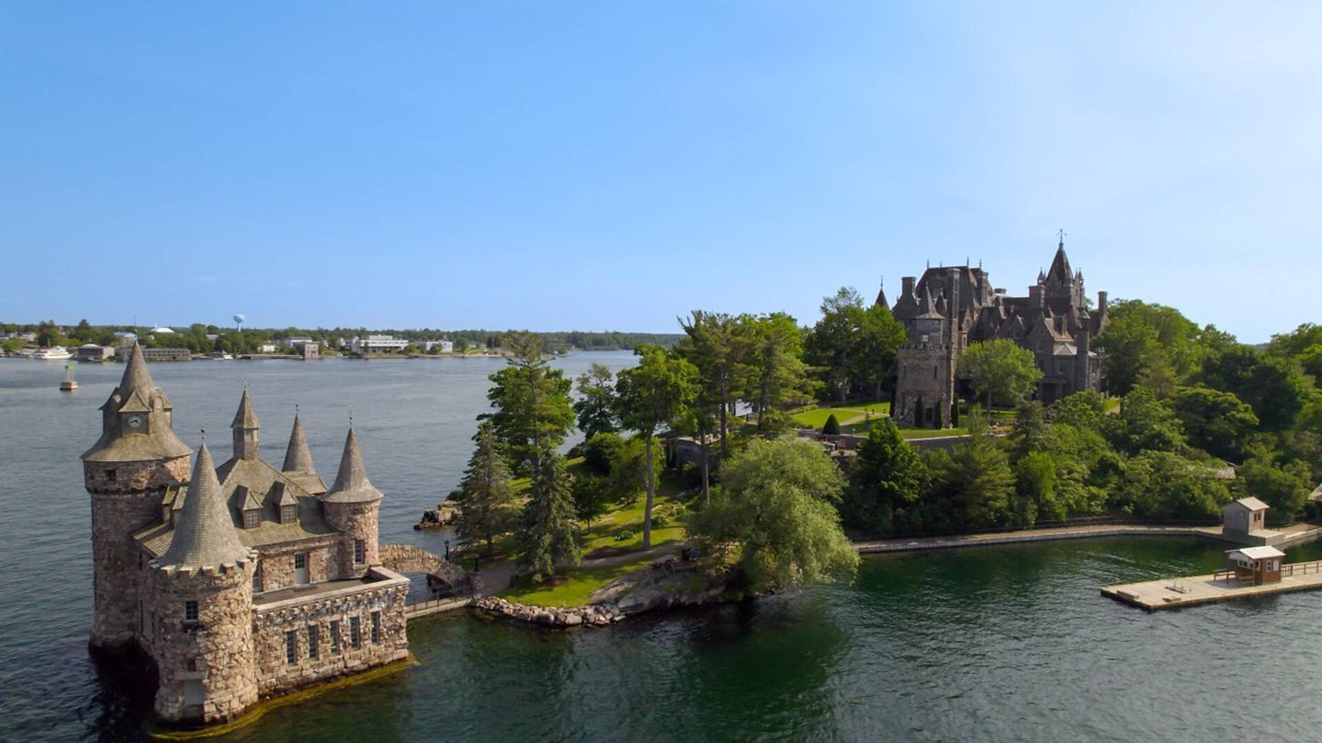 23 Beautiful American Castles That Feel European