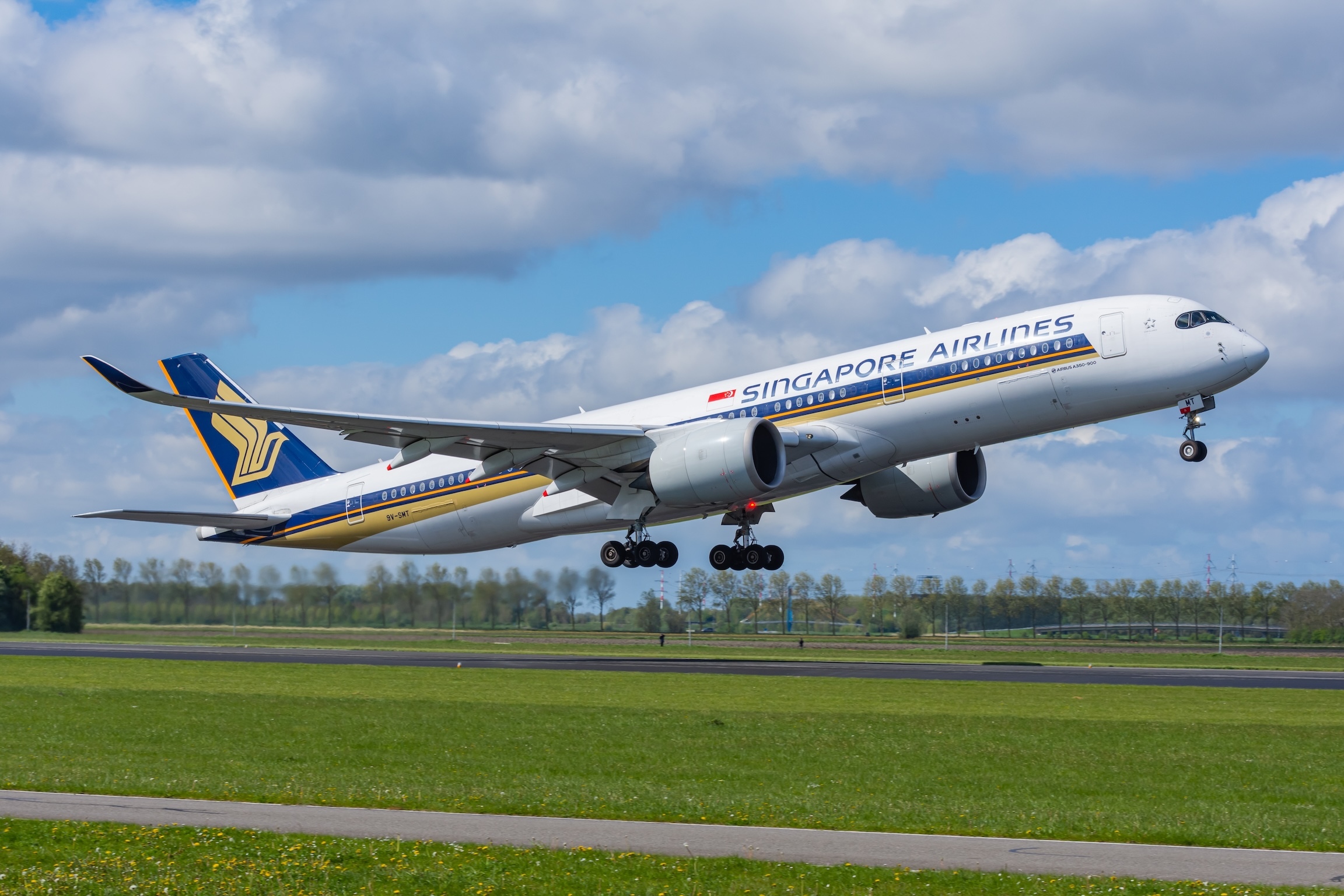 Singapore Airlines’ KrisFlyer Miles Redemption: Devaluation, New Scoot ...