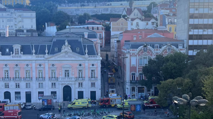 “Neste momento, a operação de eléctricos é segura”, garante presidente ...
