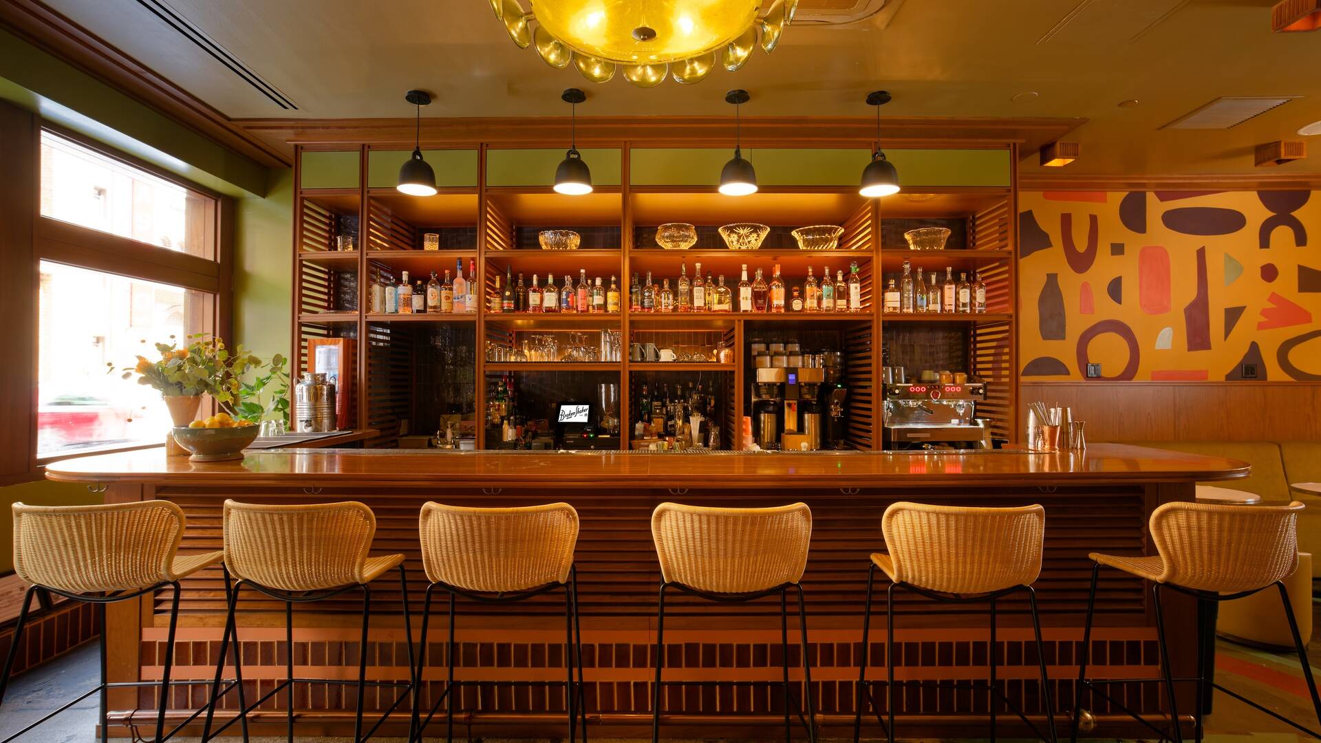 River North Bar Broken Shaker Is Reimagined By the Team Behind Pete ...