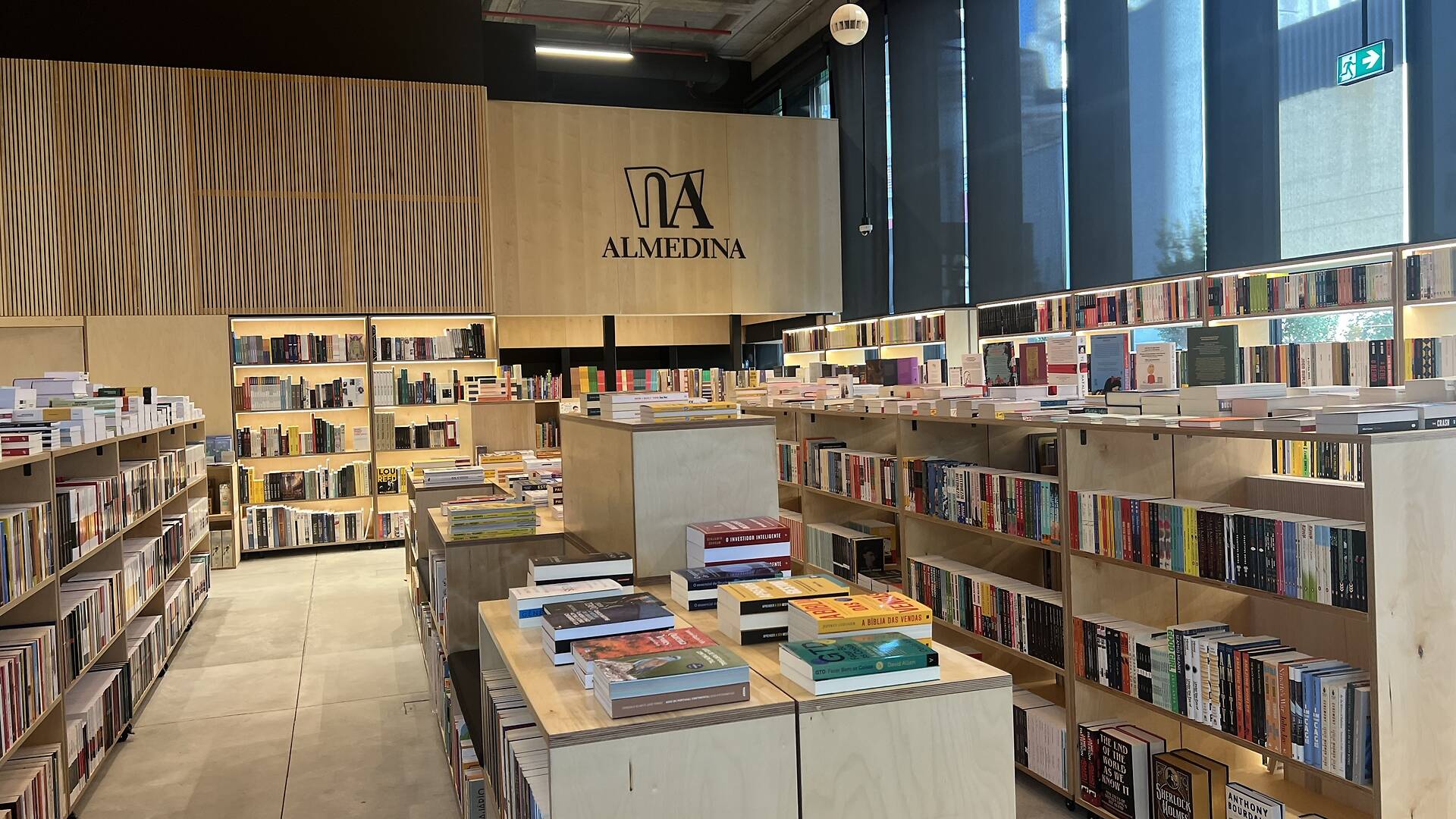 Há mais uma Livraria Almedina na cidade