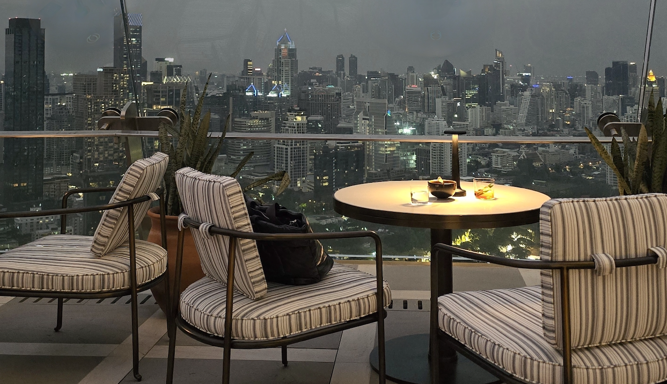 Spire Rooftop Bar | Bars in ศาลาแดง, กรุงเทพมหานคร