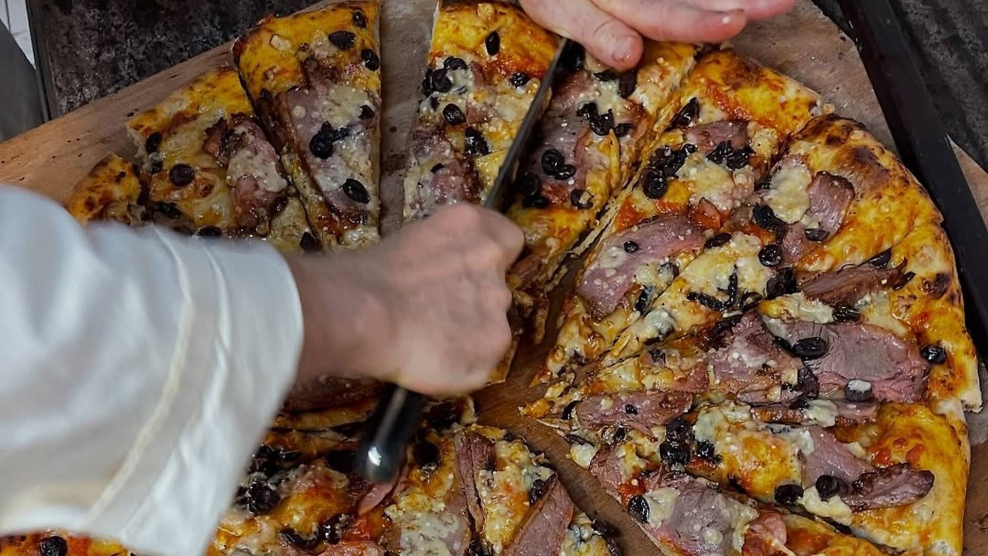 Une boulangerie emblématique du 10e arrondissement se lance dans la pizza