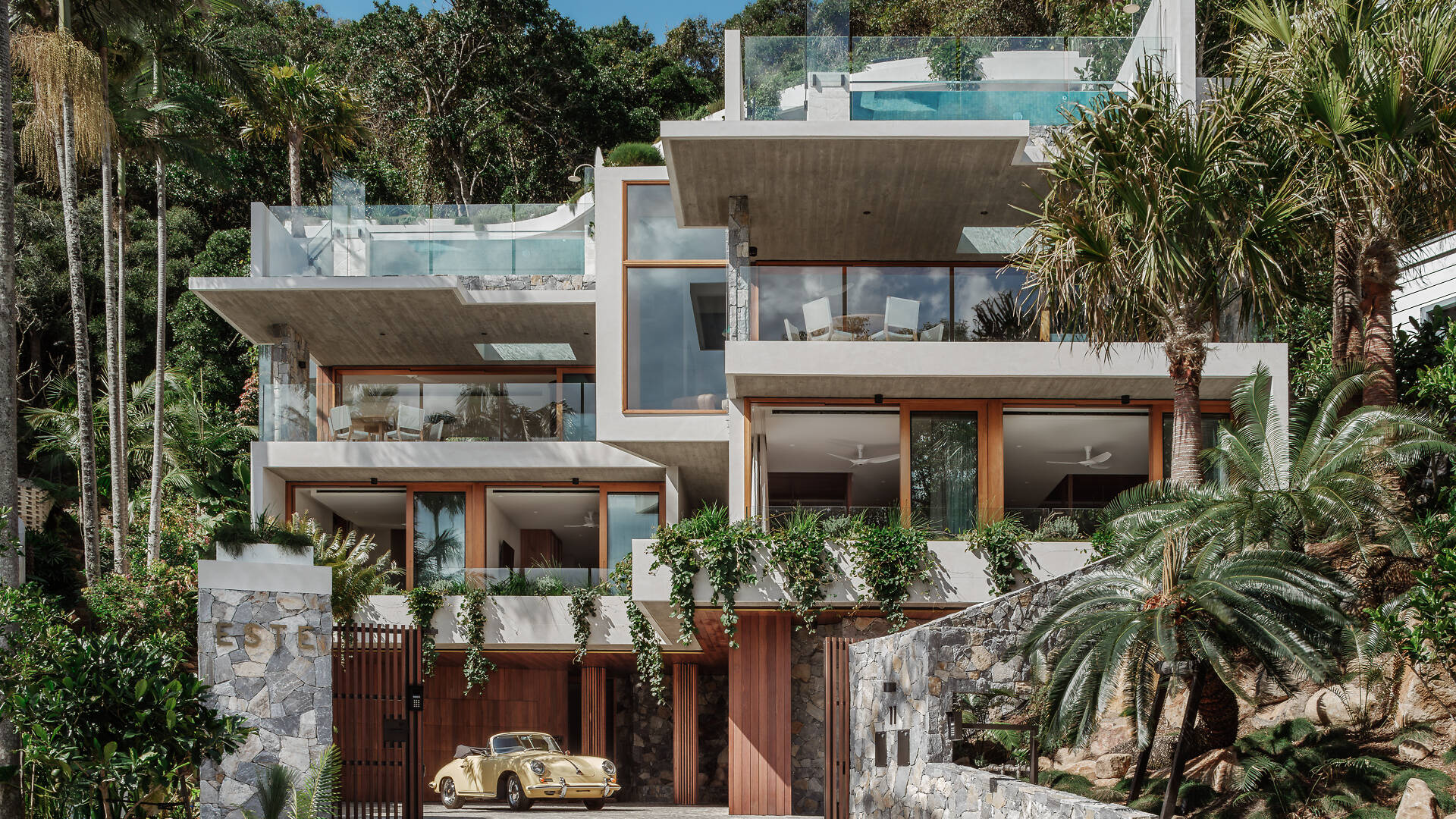 Stunning apartments now opened for bookings overlooking Wategos Beach