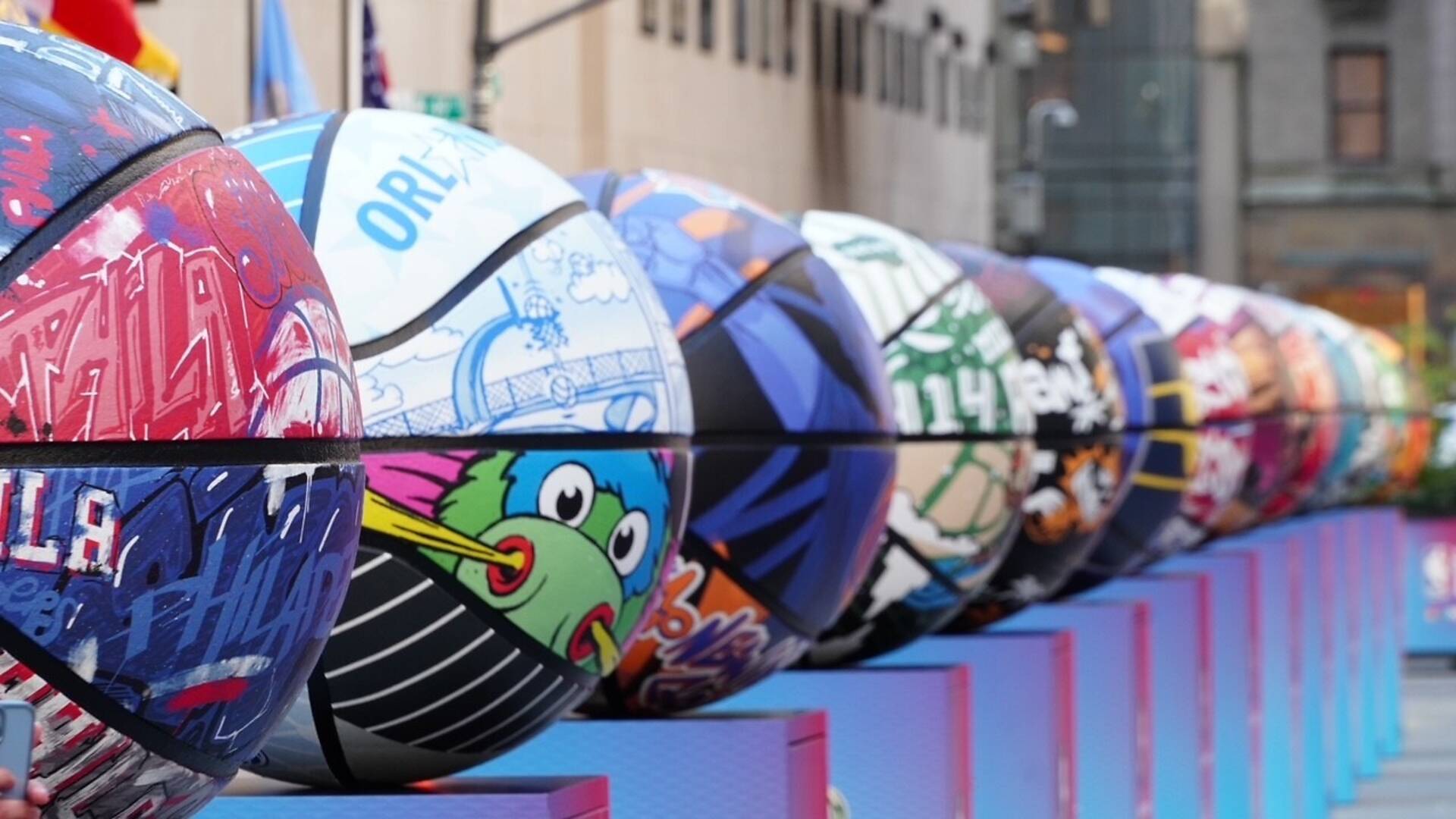 Rockefeller Center Gets an NBA Makeover for 30 Rocks