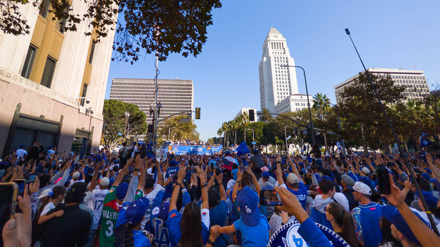 Dodgers Parade 2025: Date, Parade Route, Road Closures and How to Watch