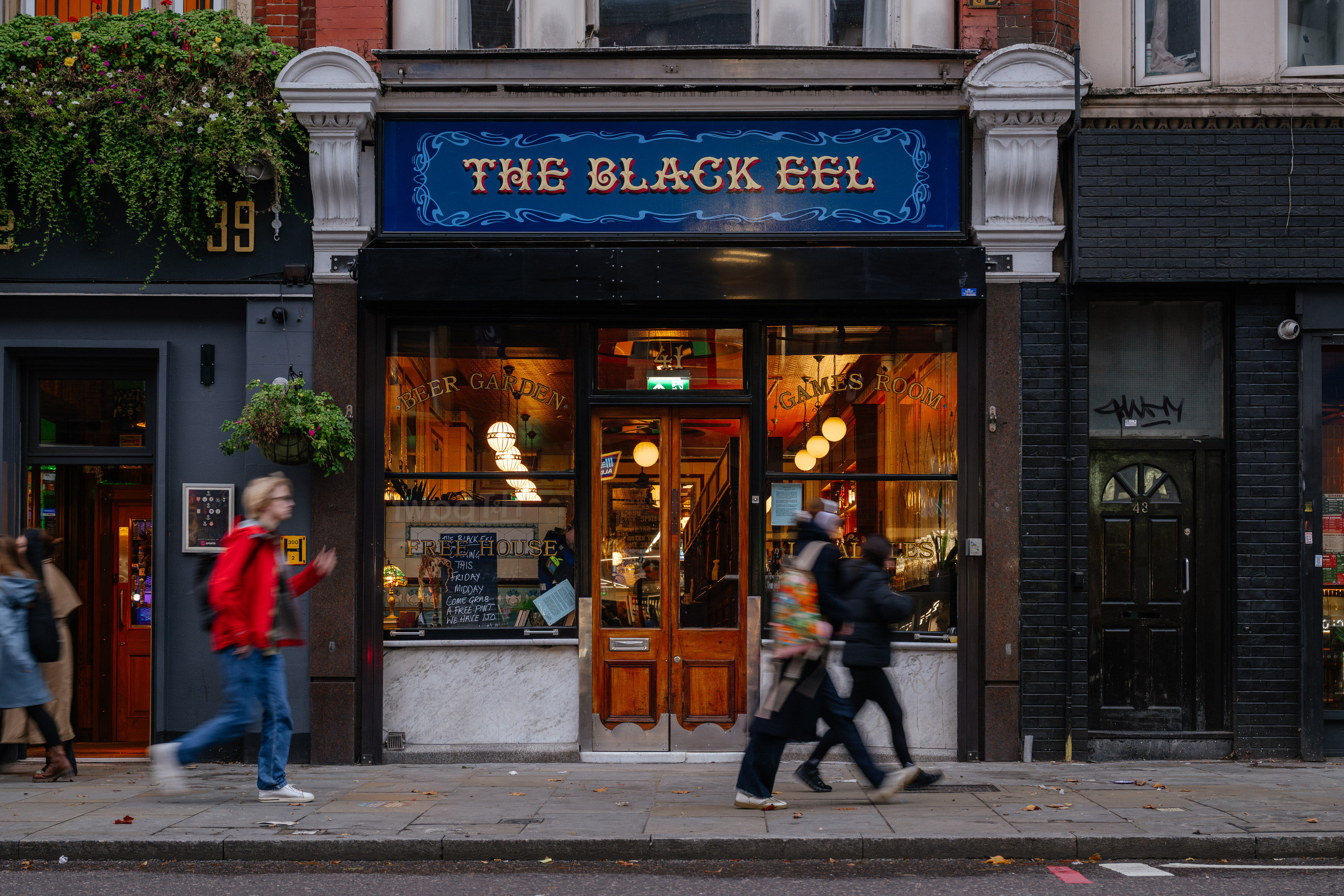 The Black Eel Bar Dalston, London Review: A craft beer bonanza in an ...