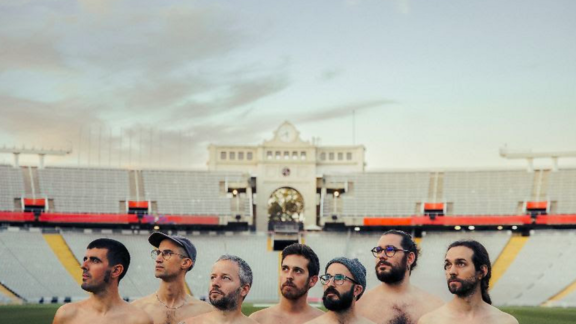 Oques Grasses seran els primers artistes que canten en català a actuar ...