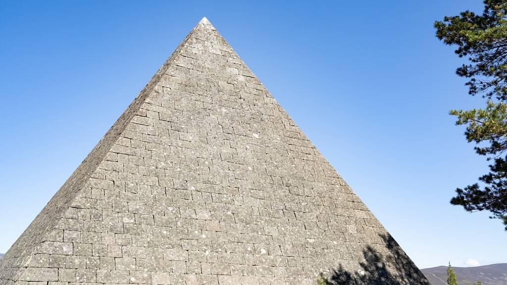 St Albert’s Pyramid: Mighty Memorial to Prince Albert Could Be ...