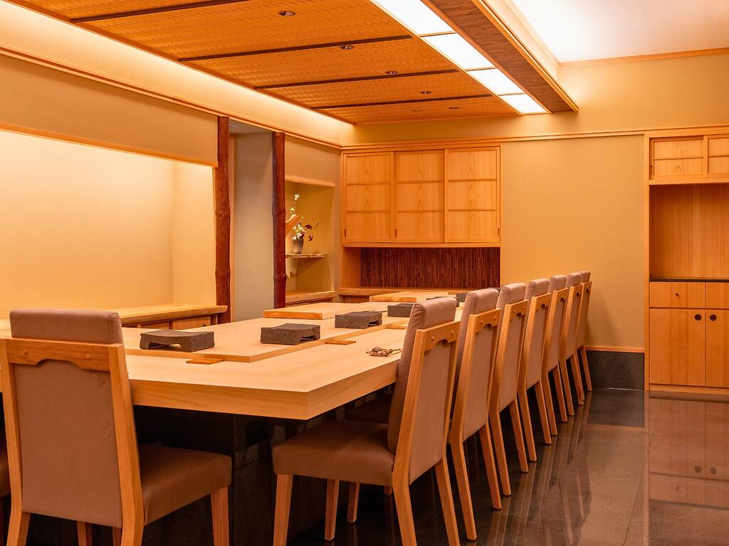 17 Best Japanese Restaurants in Singapore