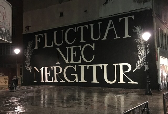 Fluctuat nec mergitur : que raconte vraiment la devise de Paris