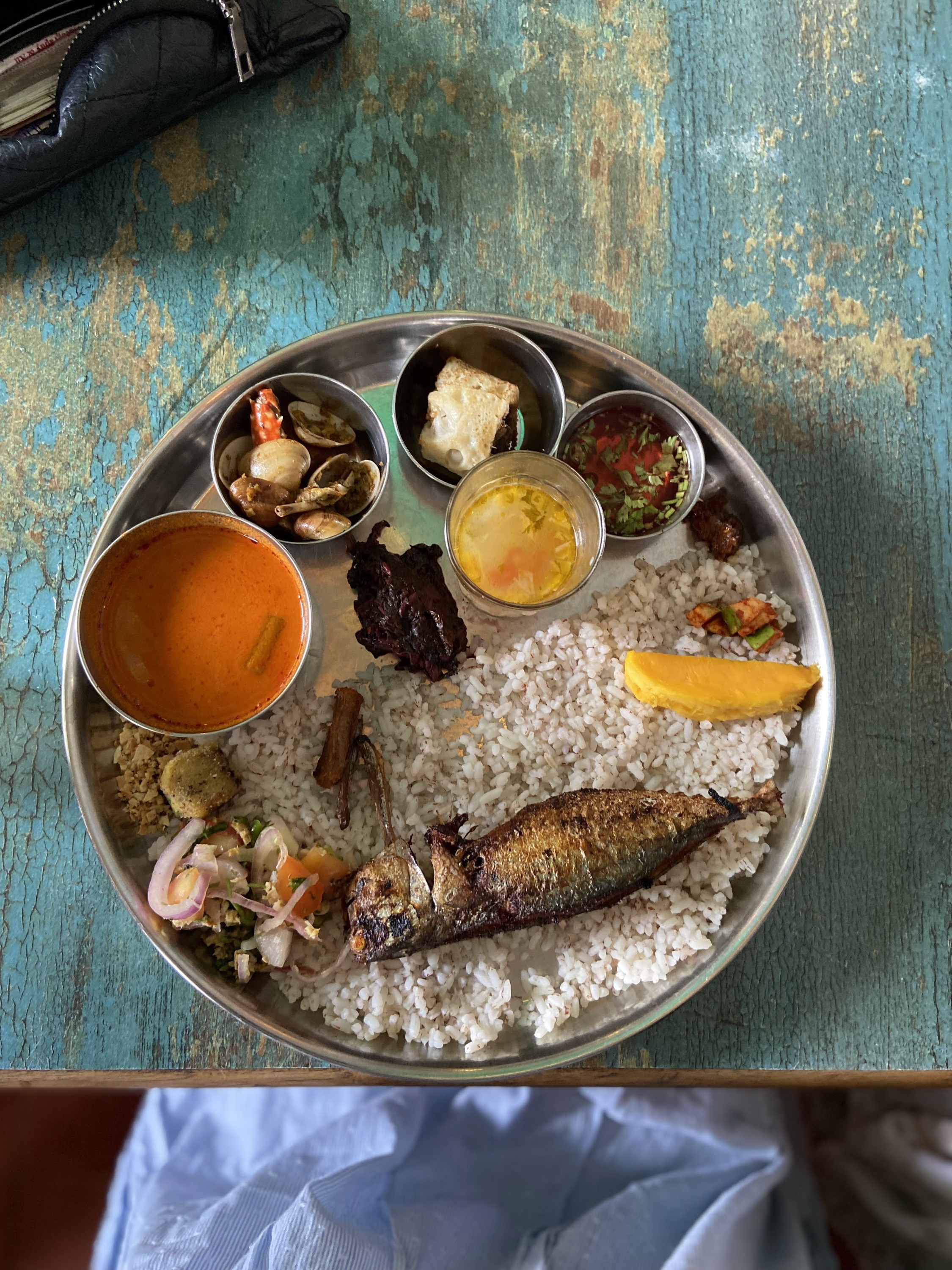 Bombil | Best Seafood Thali in Goa