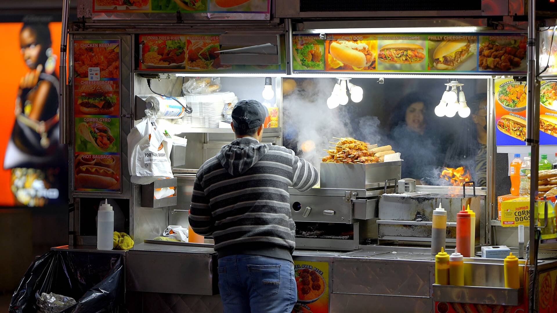 This New Exhibit Celebrates NYC Street Food History (Tastings Included)