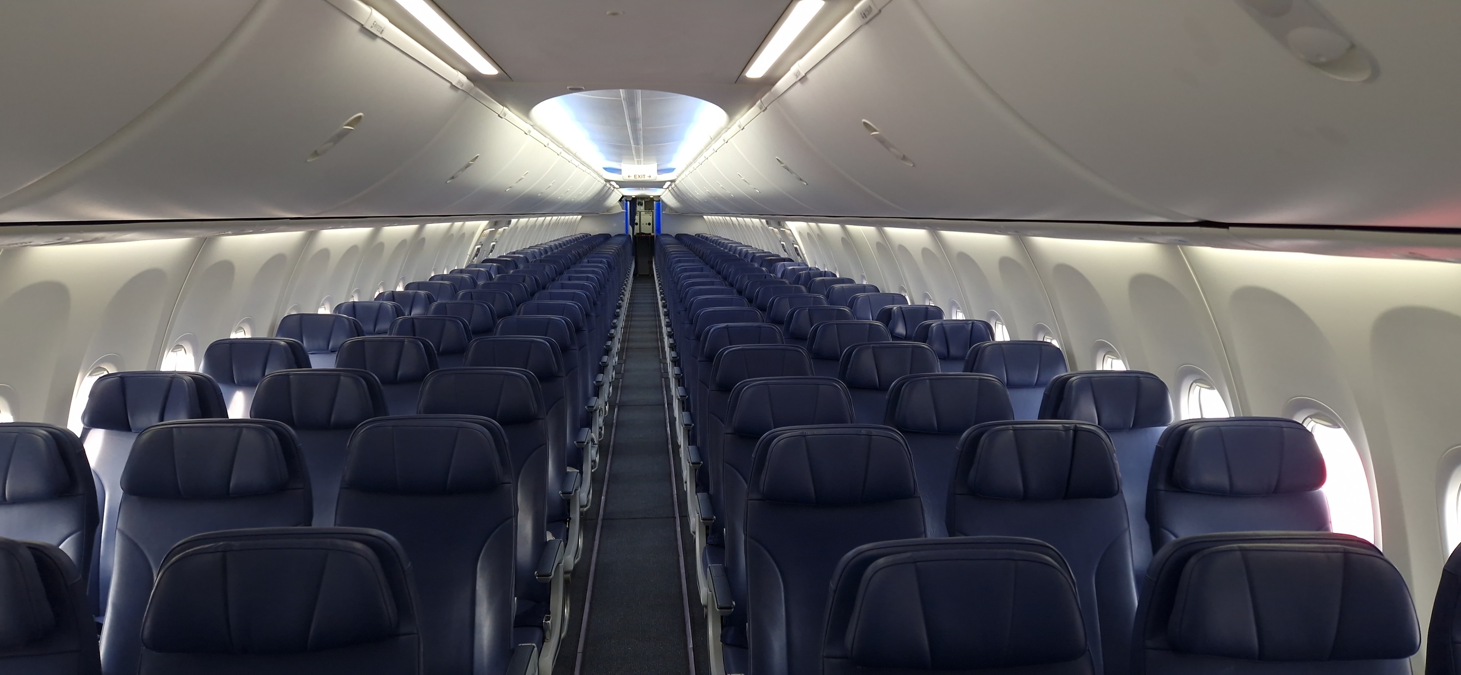 Best and Worst Plane Seats for Your Skin, According to an Ex-Flight ...