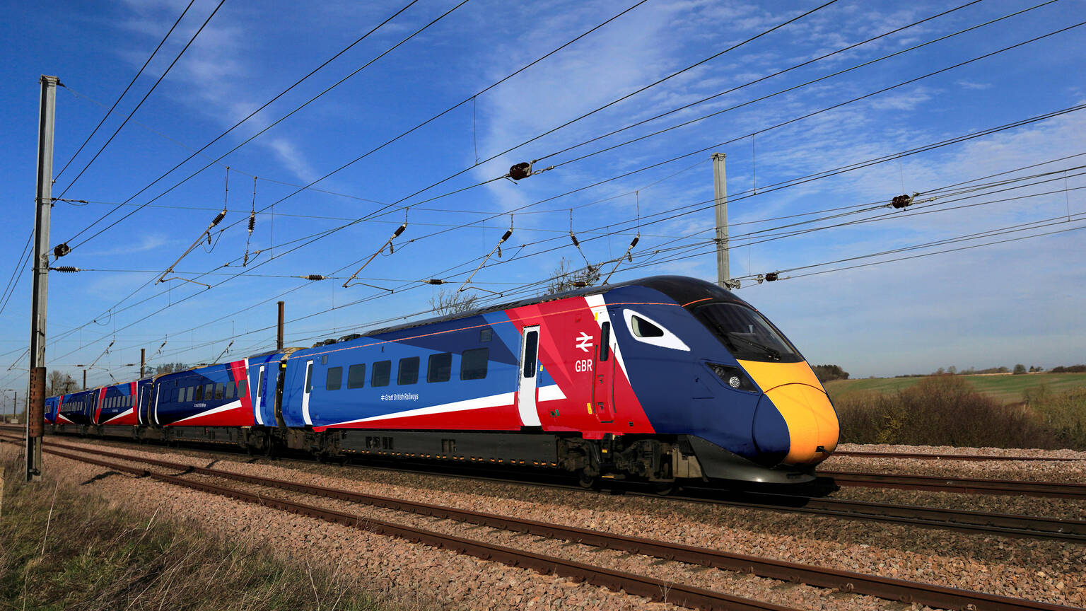 British Trains Are Getting A Bold New Look: Government Reveals Great ...
