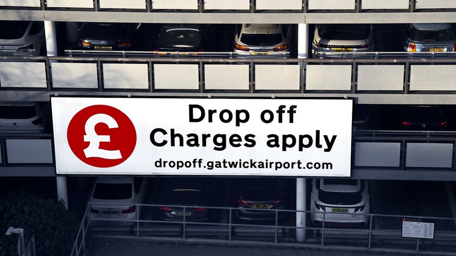 Gatwick Airport: Major London Airport Will Massively Increase Passenger ...