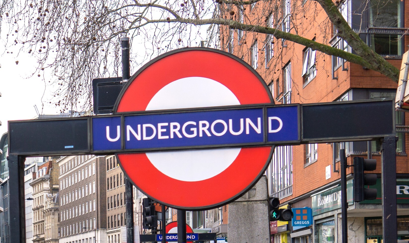 London Travel Disruption This Weekend: Full List of Tube And Train ...
