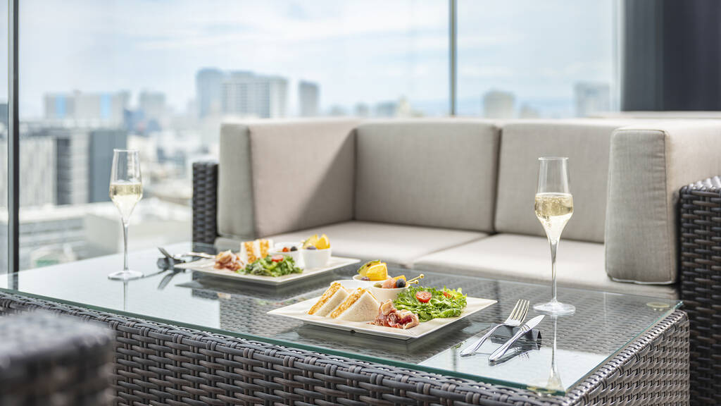 Winter Morning Retreat at Candeo Hotels Osaka The Tower | Candeo Hotels ...