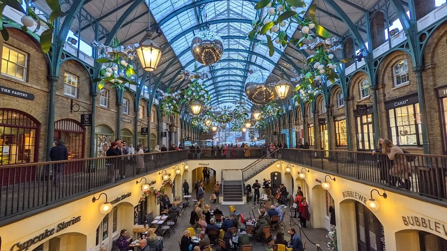 Popular Covent Garden Bar The Crusting Pipe Has Shut After 40 years